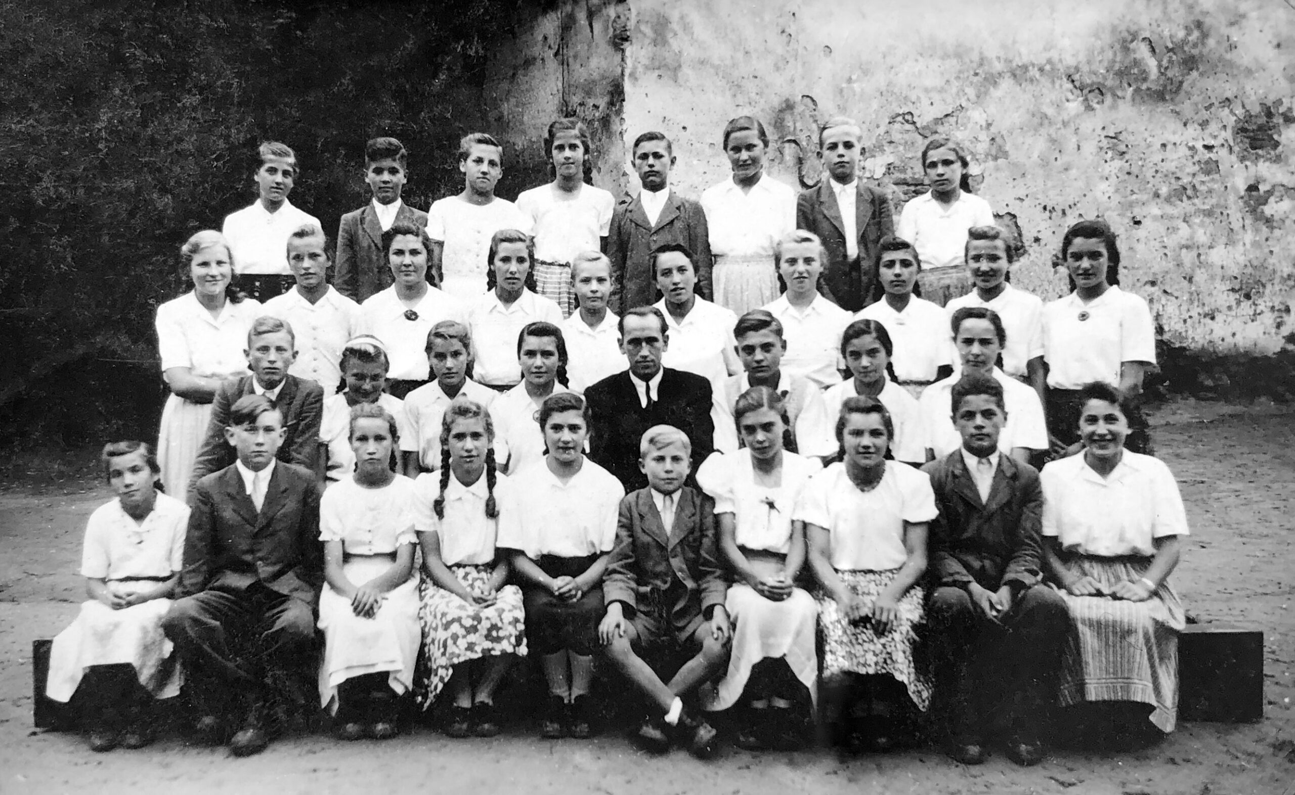 Die Jahrgänge aus Meschen | Meschen in Siebenbürgen