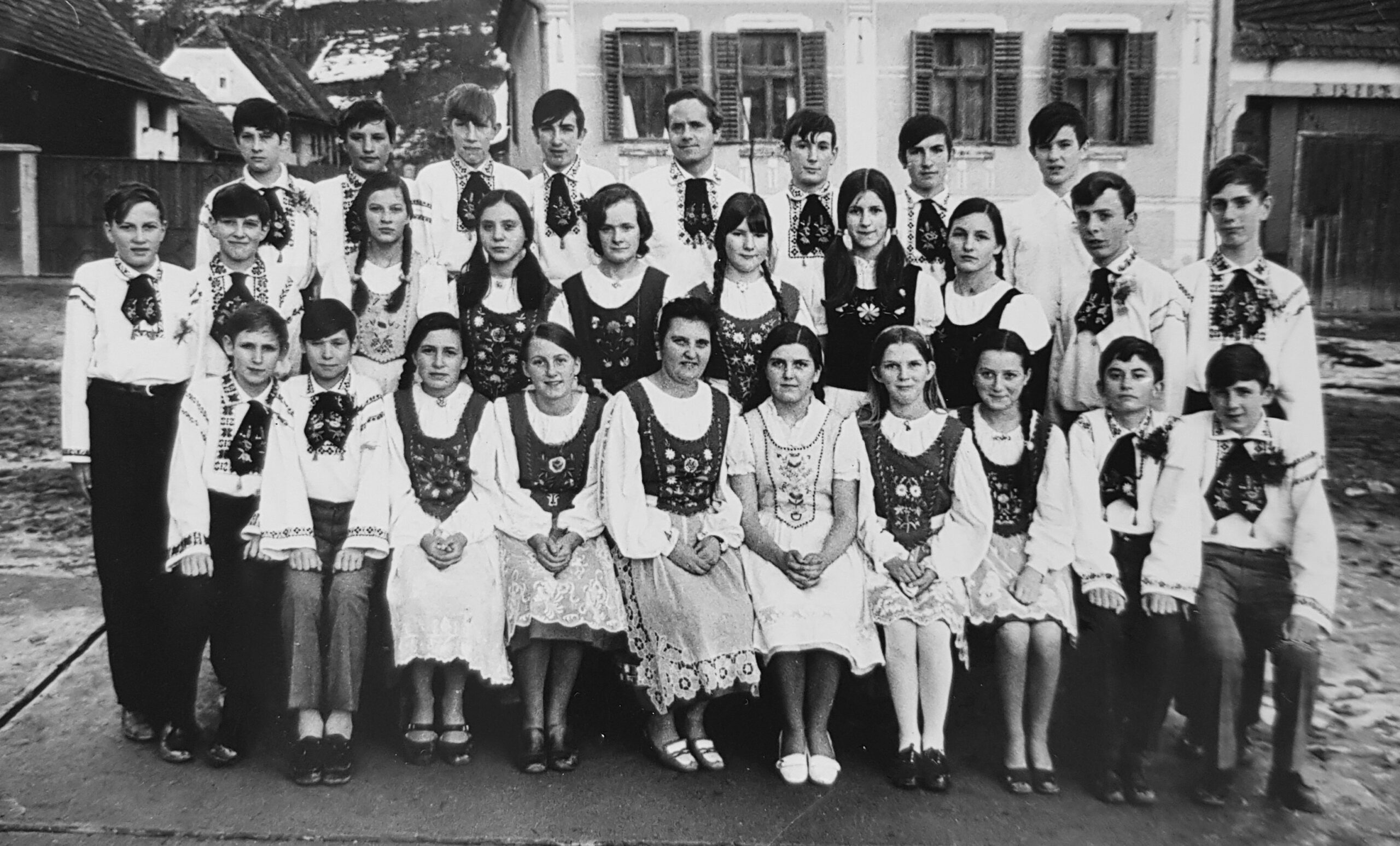 Die Jahrgänge aus Meschen | Meschen in Siebenbürgen